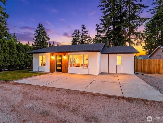 19443 SE 267th St, Covington, WA 98042