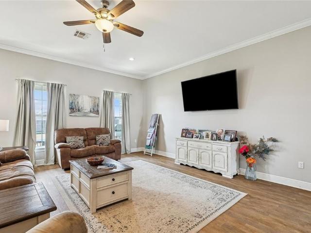 19440 Deerfield Loop