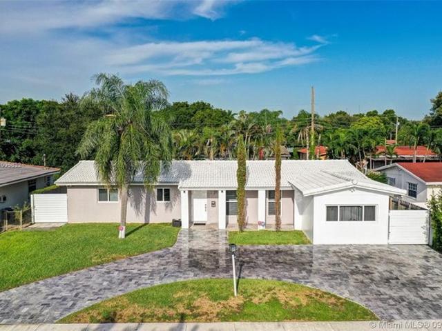 19440 NE 18th Pl, Miami, FL 33179