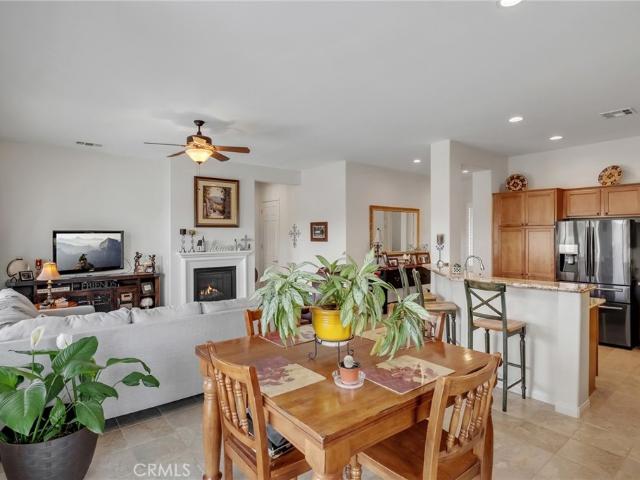 19441 Royal Oaks