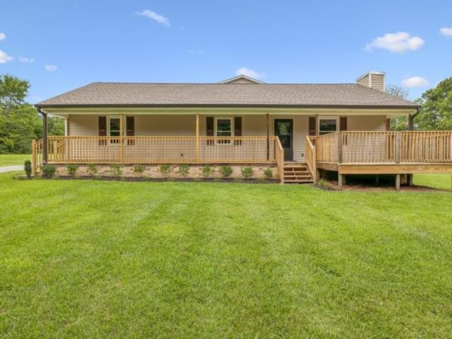 1944 Cainsville Rd, Lebanon, TN 37090