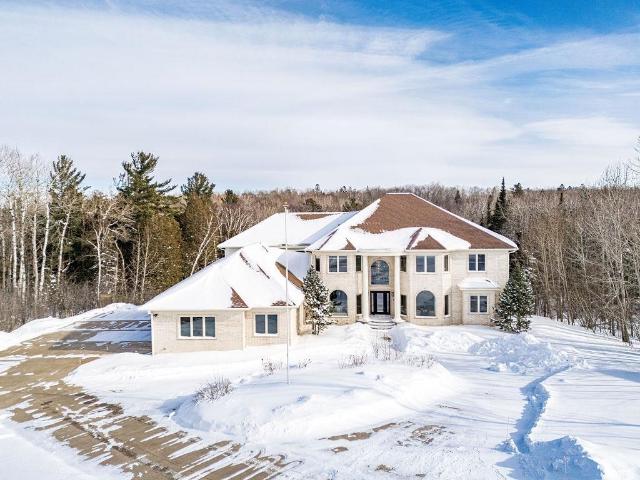 1944 Chinook Dr, Duluth, MN 55811 | MLS #6123 | Compass