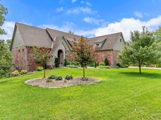 1944 W James River Drive