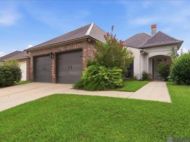 19455 Kelly Wood Ct, Baton Rouge, LA 70809