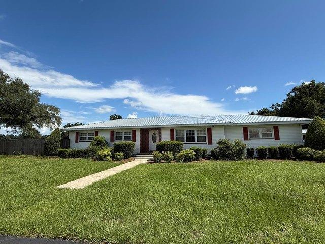 1945 NW 23rd Ave, Chiefland, FL 32626