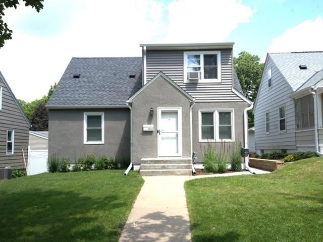 1945 Nevada Ave E, Saint Paul, MN 55119