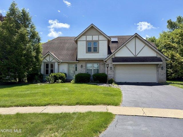 1945 Oxleigh Cir, Holland, OH 43528