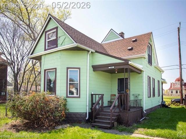 1945 E Grand Blvd, Detroit, MI 48211