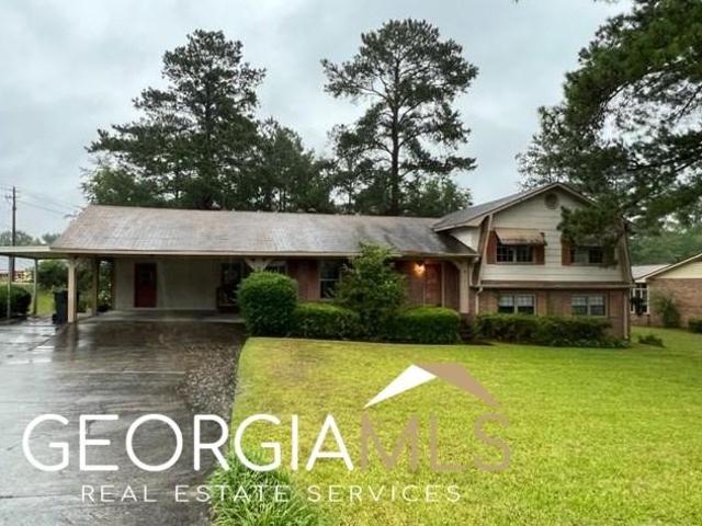 1945 Robin Cir, Milledgeville, GA 31061