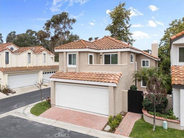 1945 Sundance Ln, Costa Mesa, CA 92627