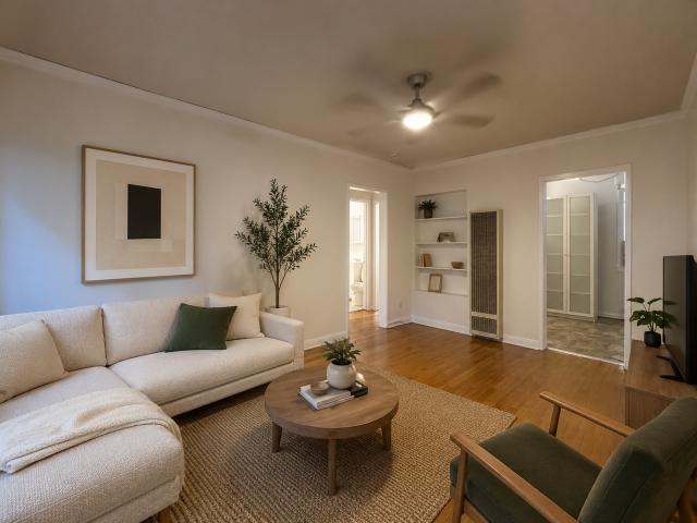 1945 Wilcox Ave