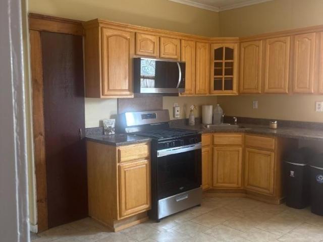 1946 Barnett St # 1