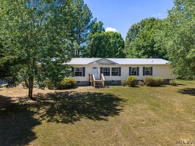 1946 Evans Creek Rd, Brodnax, VA 23920