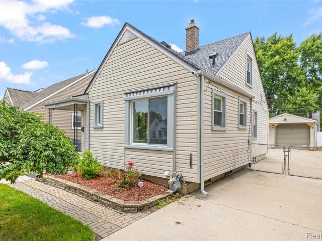1946 Leblanc Street