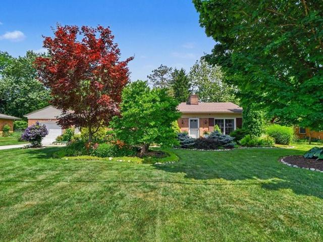 1946 Radcliff Ave SE, Grand Rapids, MI 49506