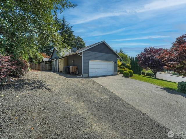 1946 rd Avenue NE