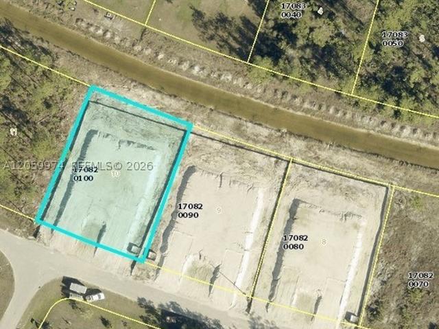 1946 Victor Ln, Lehigh Acres, FL 33972