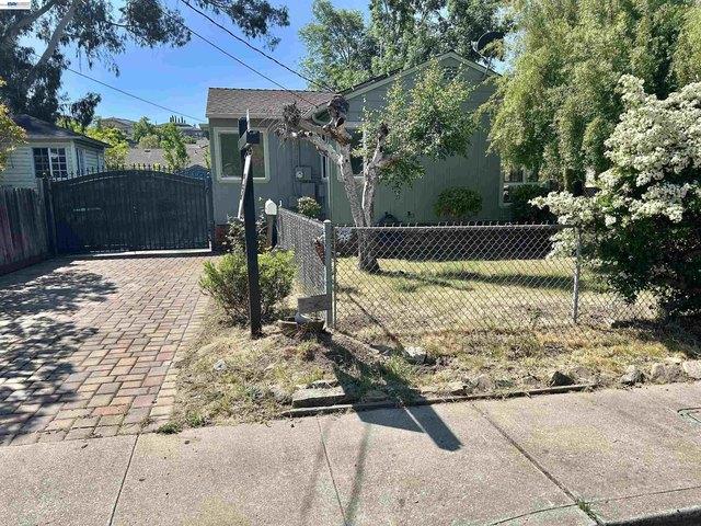 1947 E St, Hayward, CA 94541