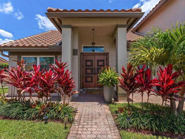 19483 NW 11th St, Pembroke Pines, US, FL