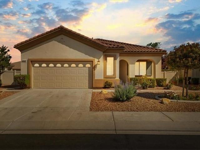 19484 Vermillion Ln, Apple Valley, CA 92308