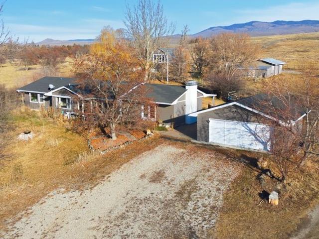 1948 Mountain View Orchard Rd, Corvallis, MT 59828