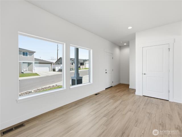 1948 N Mineral Place