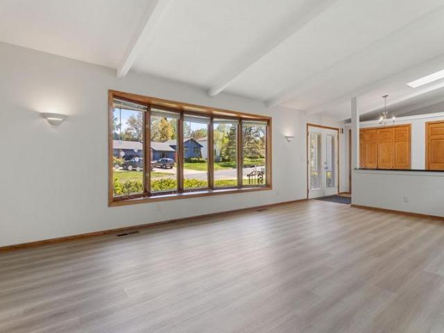 1948 Crown Point Drive