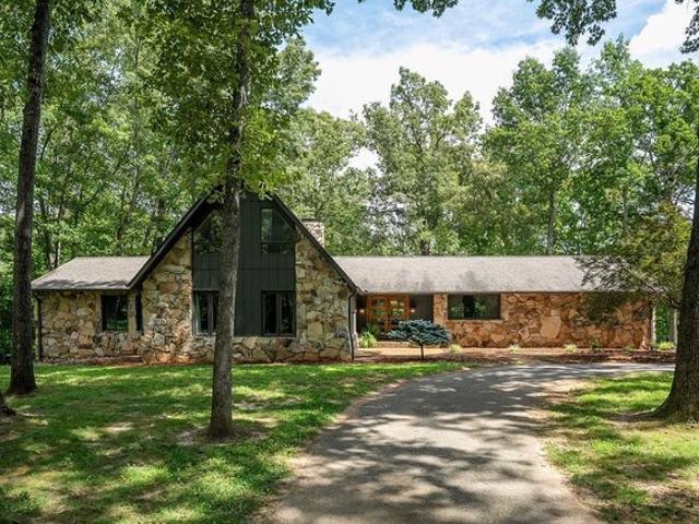 1948 Forest Cir, Cookeville, TN 38506