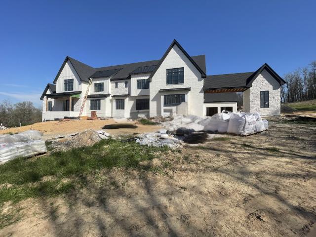 1948 Silver Fox Rd
