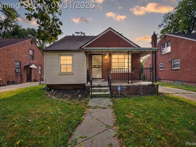 19490 Greenview Ave, Detroit, MI 48219