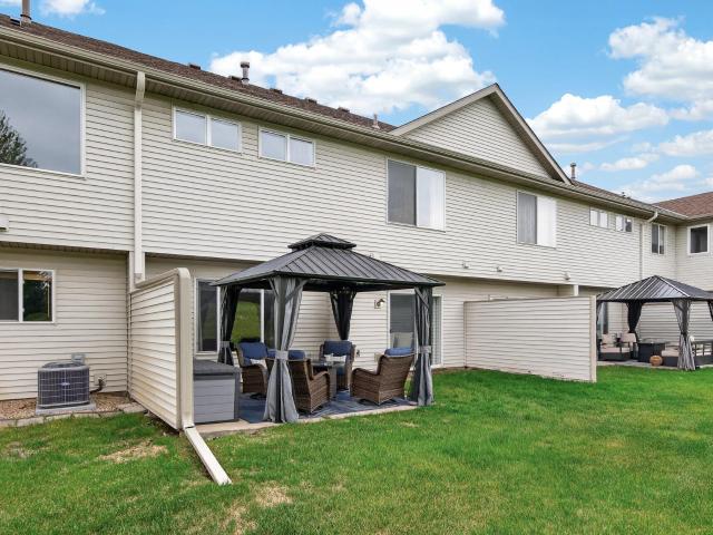 19492 Prairieview Drive