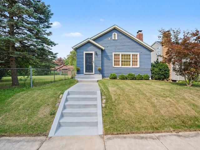 1949 Beverly Place