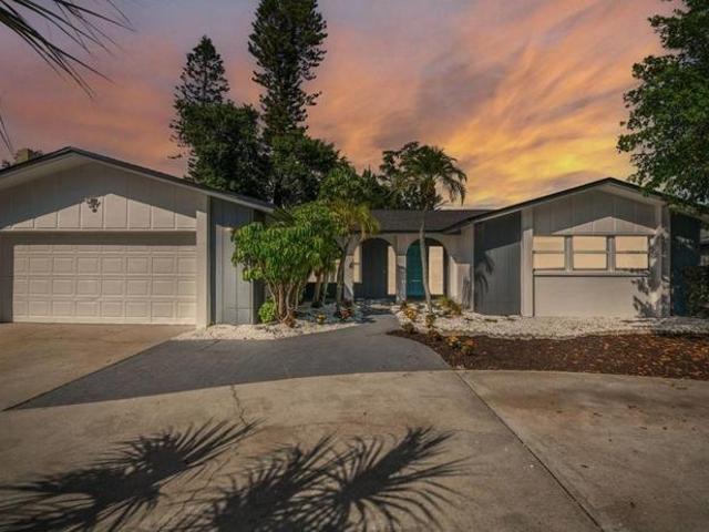 1949 Dolphin Blvd S, Saint Petersburg, FL 33707