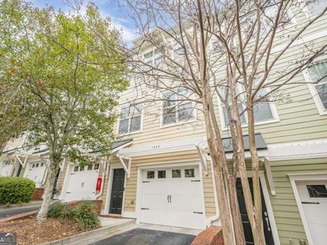 1949 Sterling Oaks Cir NE Unit 13, Atlanta, GA 30319