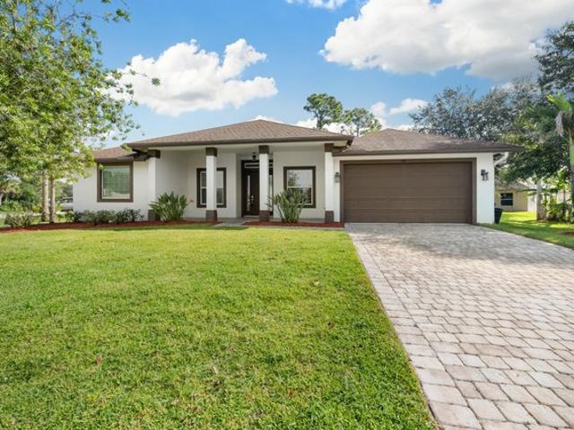 1949 SW Lawn Ln, Port Saint Lucie, FL 34953