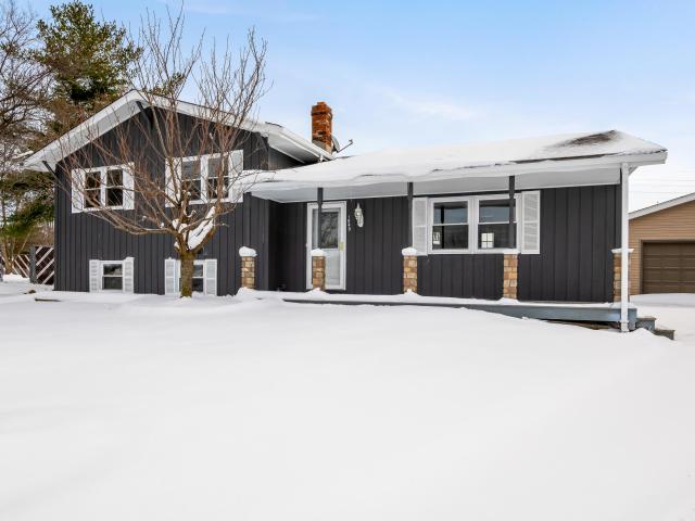 1949 Terri Ln, Schererville, IN 46375 | MLS #831511 | Compass