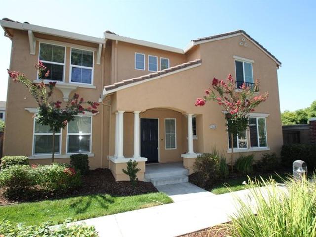1949 Vaca Ct, Woodland, CA 95776