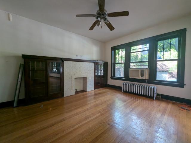 1949 W Cuyler Avenue # 1