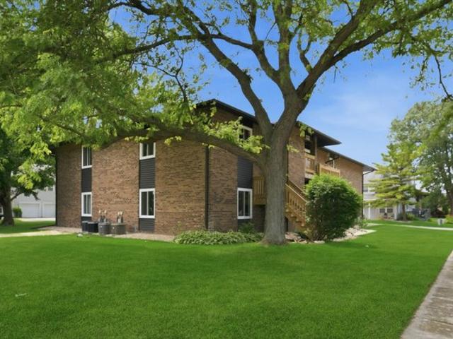 19403 Oakwood Ave Unit D, Country Club Hills, IL 60478