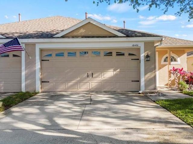 19401 Weymouth Dr, Land O Lakes, FL 34638