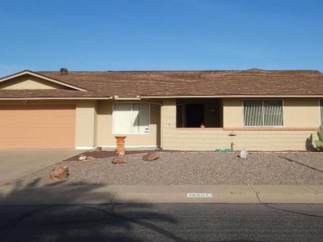 19401 N Willowcreek Cir, Sun City, AZ 85373