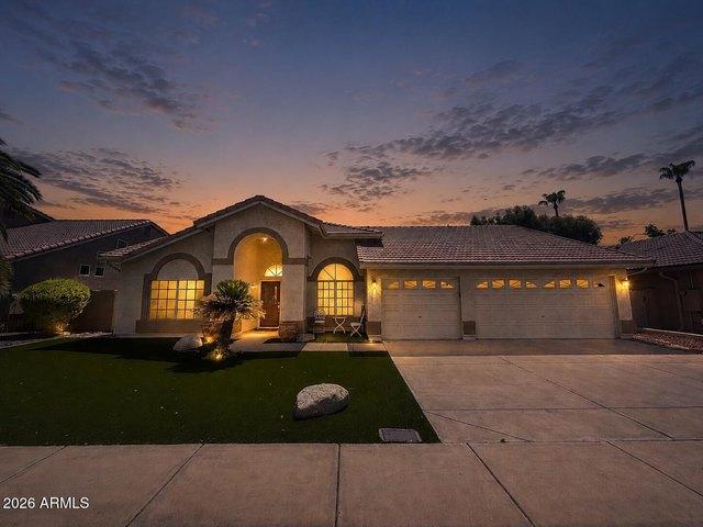 19407 N 67th Dr, Glendale, AZ 85308