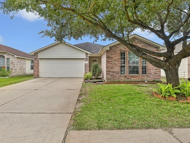 19407 Otter Trail Ct, Katy, TX 77449