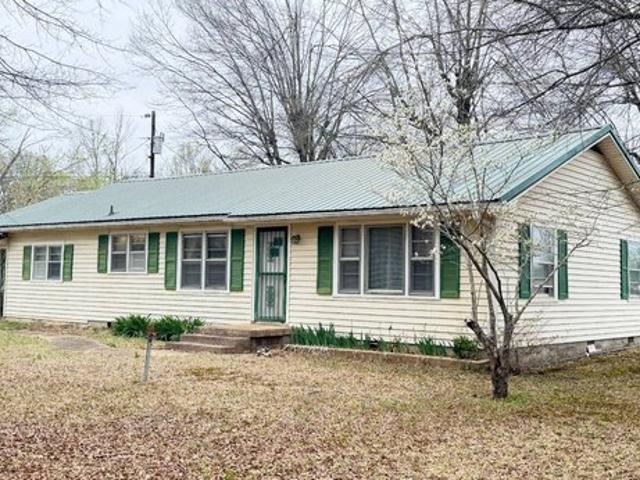 19405 Highway 69 S, Savannah, TN 38372