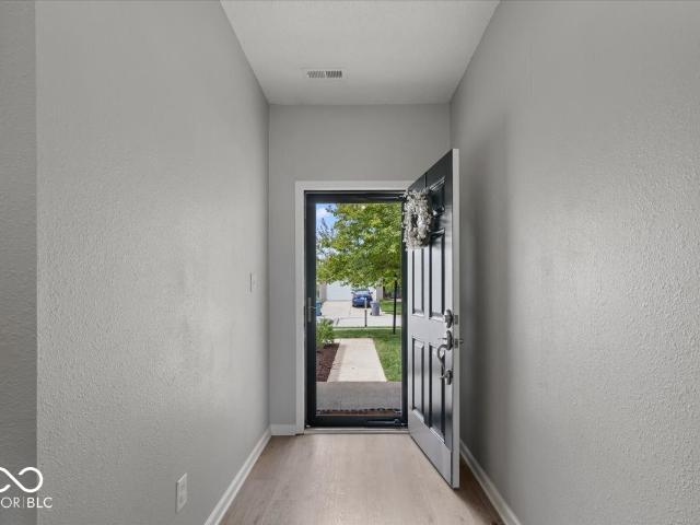 19406 Prairie Crossing Drive