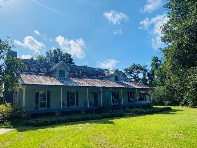19406 Rocking D Rd, Covington, LA 70435