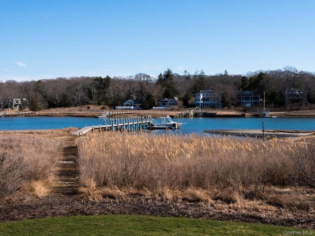 1940 Mason Dr, Cutchogue, NY 11935 | MLS #981891 | Compass