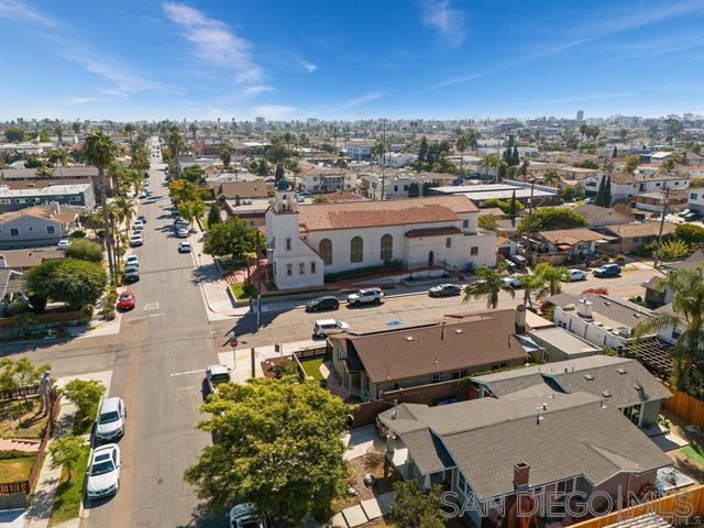 1940 Mission Avenue