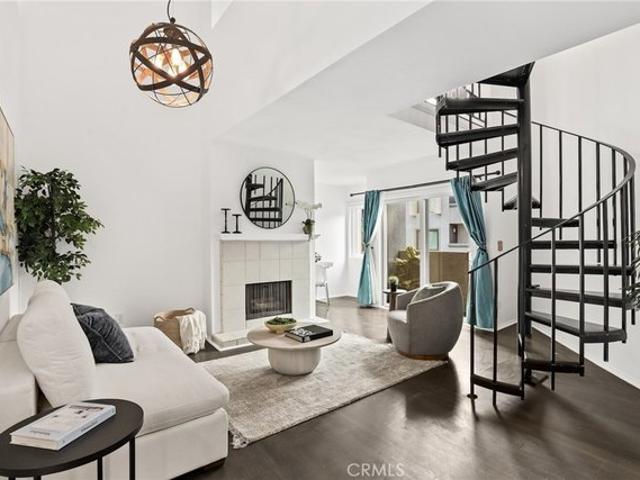 1940 N Highland Ave Apt 54, Los Angeles, CA 90068