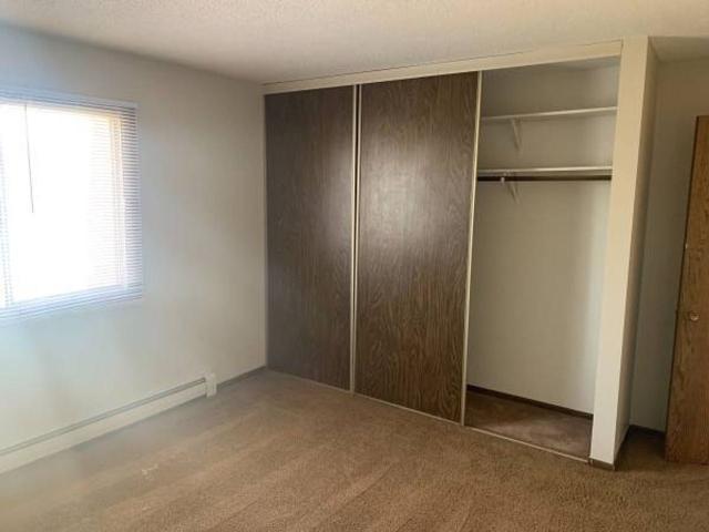 1940 Countryside Dr 2 Bedroom Apartment for Rent at 1940 Countryside Dr, Benson, MN 56215